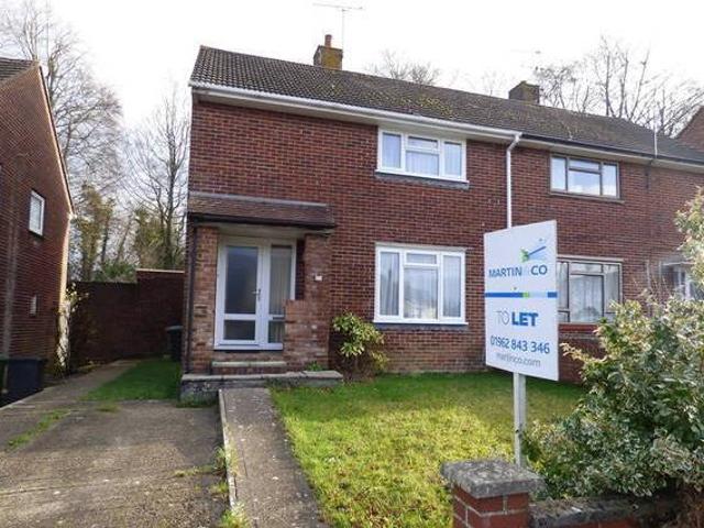 4 bedroom semidetached house for rent in Longfield Road Winnall SO23