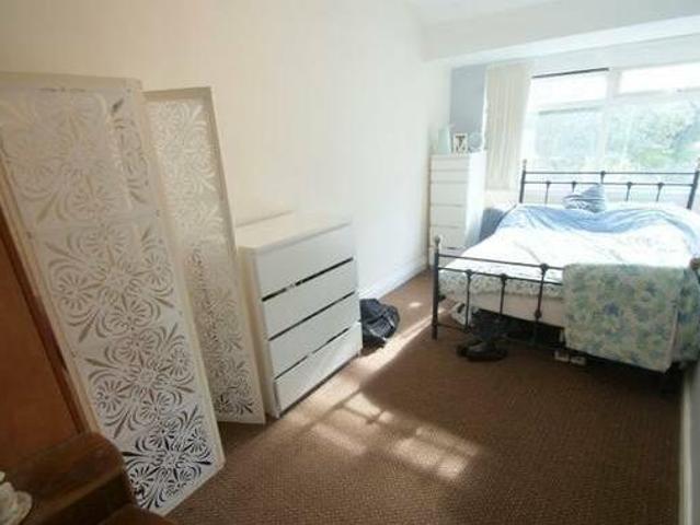 4 bedroom semidetached house for rent in Park View Road Hyde Park Leeds LS4