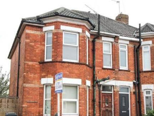 4 bedroom semidetached house for rent in Shelbourne Road Bournemouth BH8