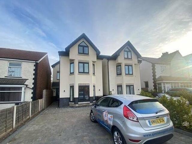 4 bedroom semidetached house for rent in Southport Road Scarisbrick Southport Lancashire PR8 5J