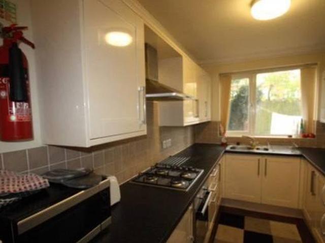 4 bedroom semidetached house for rent in 102 pppw See Video Tour Rusholme Grove Rusholme M14