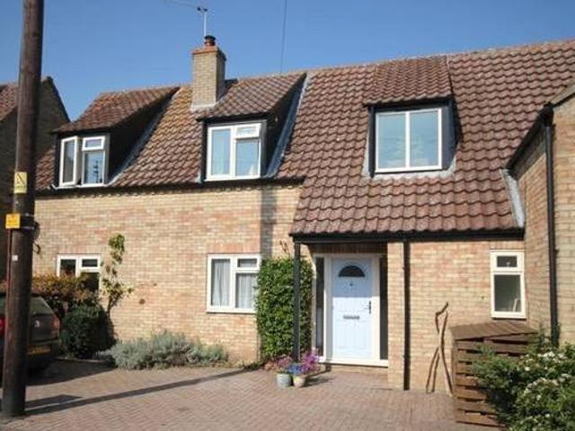 4 bedroom semidetached house for sale in Main Street Little Downham CB6