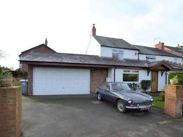 4 bedroom semidetached house for sale in Main Road Goostrey CW4
