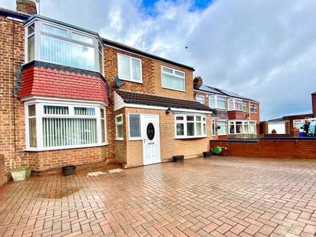 4 bedroom semidetached house for sale in Malvern Avenue TS12 TS12