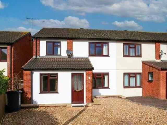 4 bedroom semidetached house for sale in Manley Close Whimple Exeter EX5