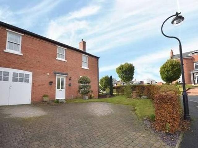 4 bedroom semidetached house for sale in Mount Crescent Whitchurch SY13