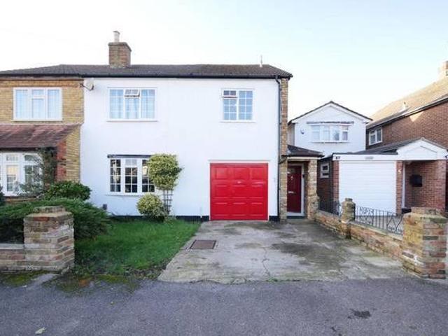 4 bedroom semidetached house for sale in Adelaide Road Ashford TW15 TW15