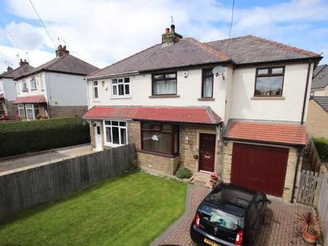 4 bedroom semidetached house for sale in Apperley Road Apperley Bridge BD10