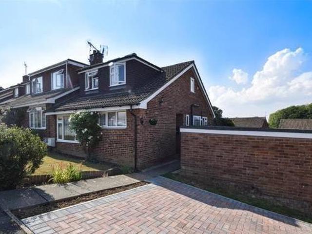 4 bedroom semidetached house for sale in Beechwood Close Burwash TN19