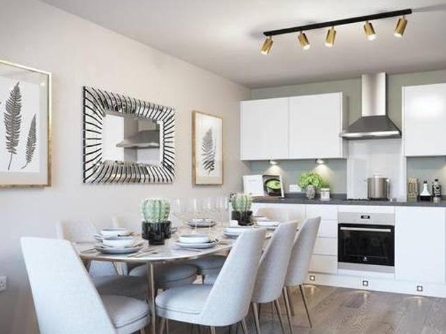 4 bedroom semidetached house for sale in Braid Park Post Hill Tiverton EX16 EX16