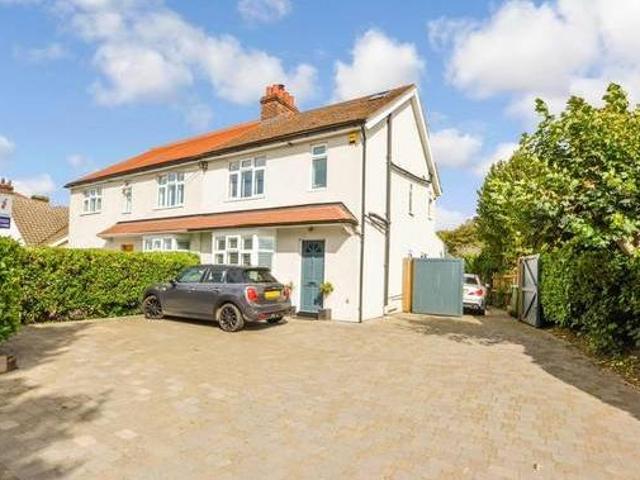 4 bedroom semidetached house for sale in Broad Road Braintree CM7