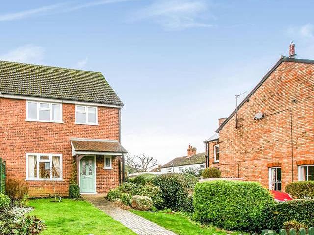 4 bedroom semidetached house for sale in Church Street Lidlington Bedford MK43