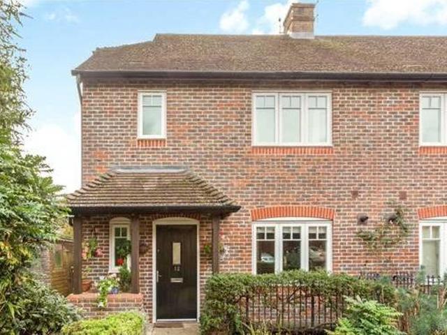4 bedroom semidetached house for sale in Clement Court Chawton GU34
