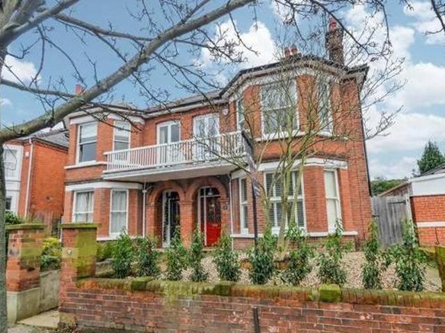 4 bedroom semidetached house for sale in Colchester Fenn Wright Signature CO3