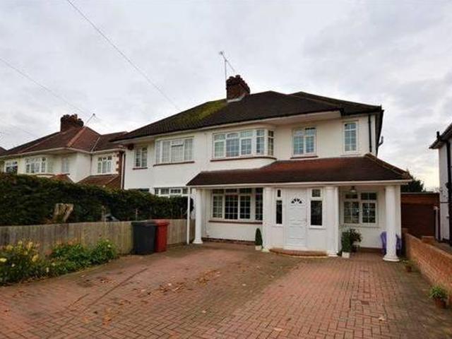 4 bedroom semidetached house for sale in Cranbourne Close Slough SL1