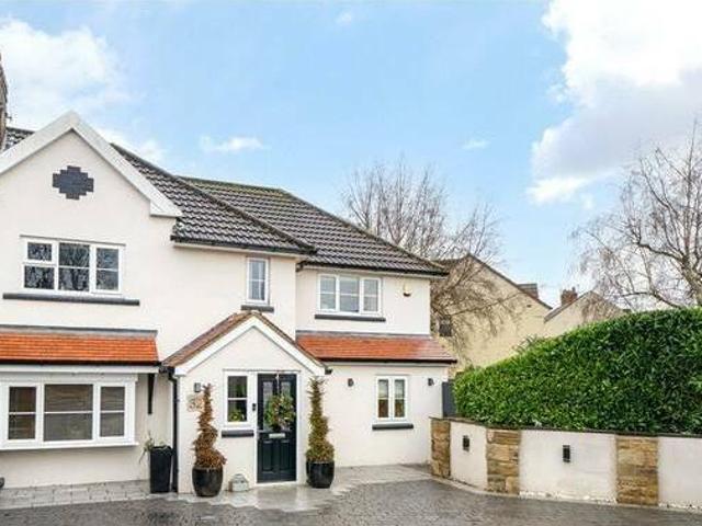 4 bedroom semidetached house for sale in Duncan Avenue Otley West Yorkshire LS21