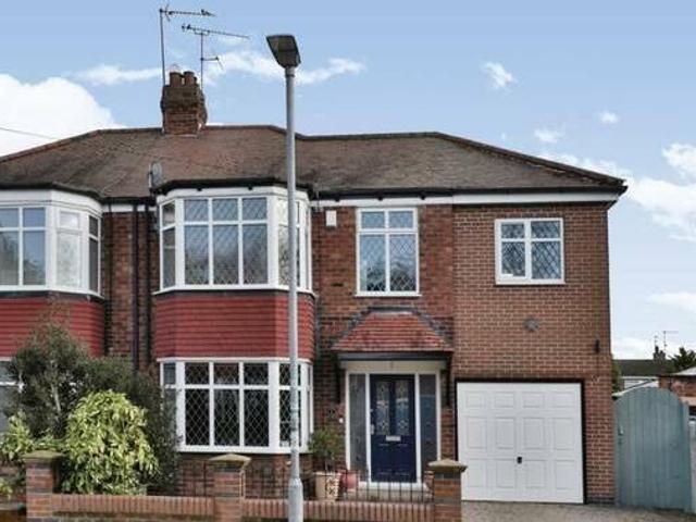 4 bedroom semidetached house for sale in Derrymore Road Willerby Hull HU10 6ES HU10