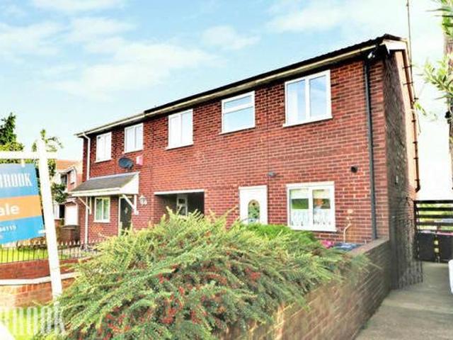 4 bedroom semidetached house for sale in Fitzwilliam Street Swinton S64