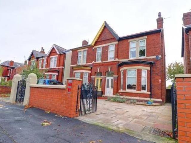 4 bedroom semidetached house for sale in Forest Road Southport Merseyside PR8 PR8