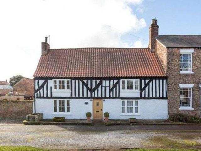 4 bedroom semidetached house for sale in Front Street Sowerby North Yorkshire YO7 YO7