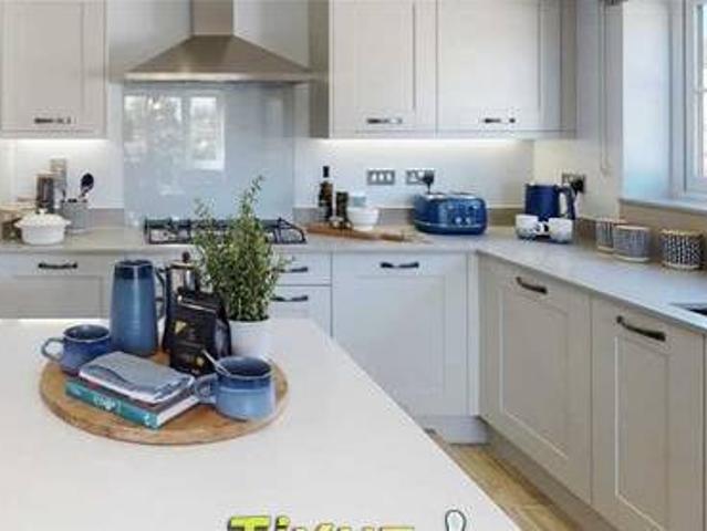 4 bedroom semidetached house for sale in GREAT BRIER LEAZE Patchway BS34