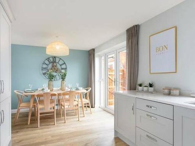 4 bedroom semidetached house for sale in Grove Lane Stonehouse Gloucestershire GL10 3SJ GL10