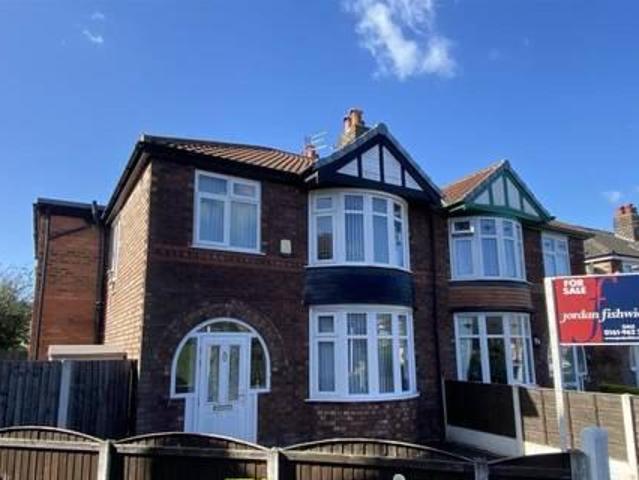 4 bedroom semidetached house for sale in Hartford Road Sale M33