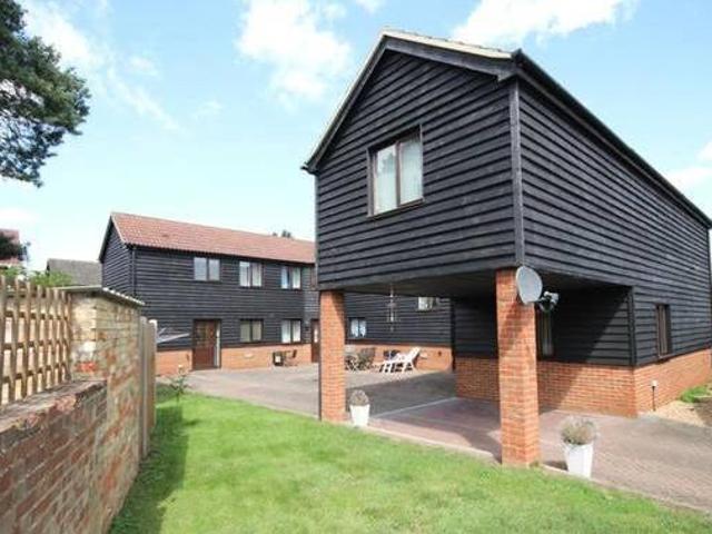 4 bedroom semidetached house for sale in High Street Shefford SG17 SG17