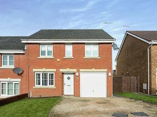 4 bedroom semidetached house for sale in Hillman Crescent Paisley PA3