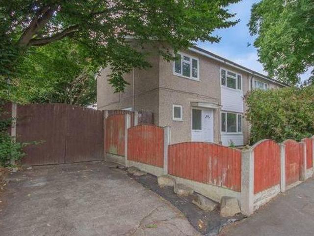 4 bedroom semidetached house for sale in Kinross Avenue Chaddesden DE21