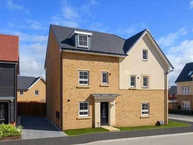 4 bedroom semidetached house for sale in Knights Way St Ives PE27 6TB PE27