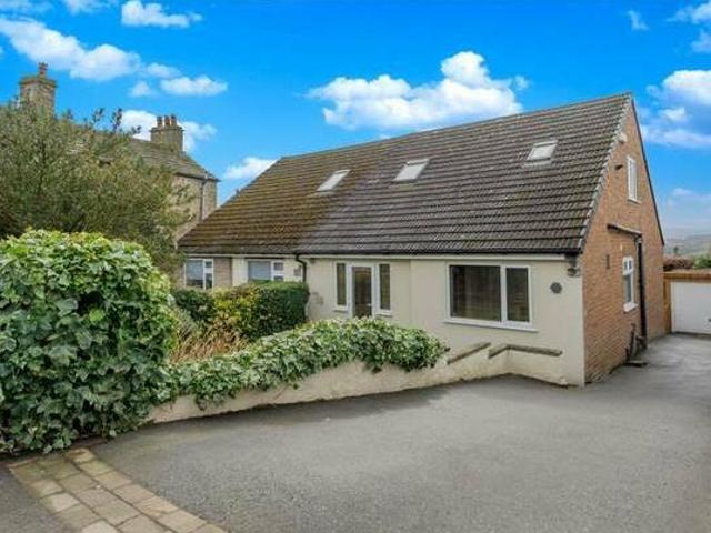 4 bedroom semidetached house for sale in Littlethorpe Hill Hartshead Liversedge WF15