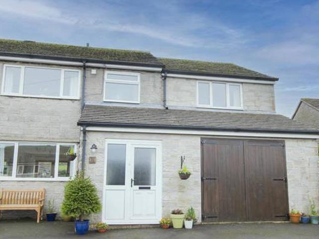 4 bedroom semidetached house for sale in Pursglove Drive Tideswell SK17