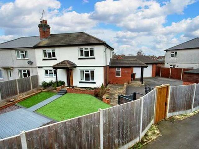 4 bedroom semidetached house for sale in Scropton Road Hatton Derby DE65