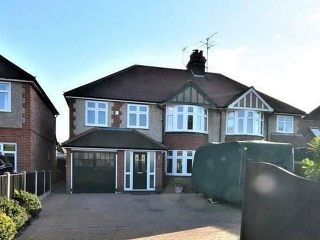 4 bedroom semidetached house for sale in Shrub End Road Colchester CO3