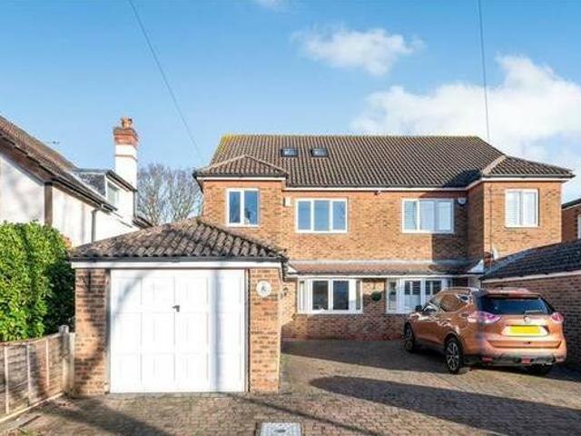 4 bedroom semidetached house for sale in Southborough Lane Petts Wood Kent BR2
