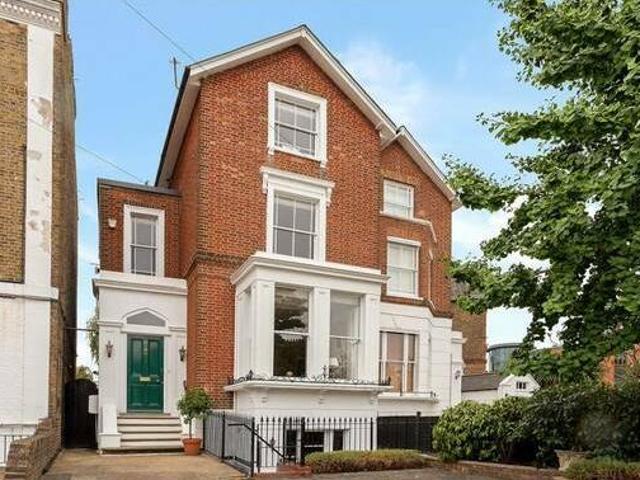4 bedroom semidetached house for sale in Trinity Place Windsor Berkshire SL4