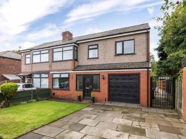 4 bedroom semidetached house for sale in Vicarage Lane Shevington WN6 8HP WN6