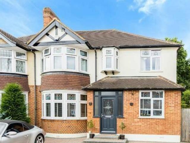 4 bedroom semidetached house for sale in Westways Stoneleigh KT19