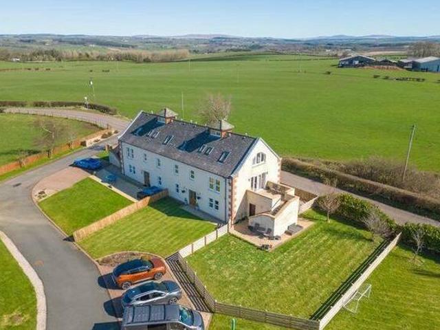 4 bedroom semidetached villa for sale in Stairgillan House Tarbolton KA5
