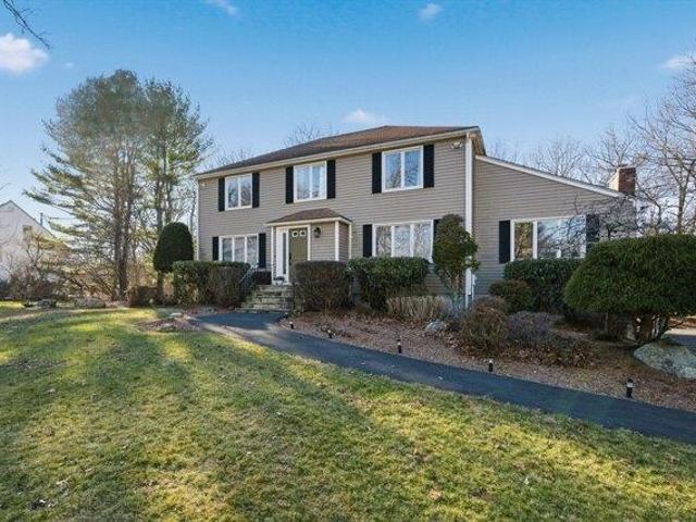 4 bedroom, Sharon MA 02067 102409697