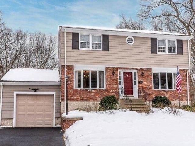 4 bedroom, Sharon MA 02067 102531280