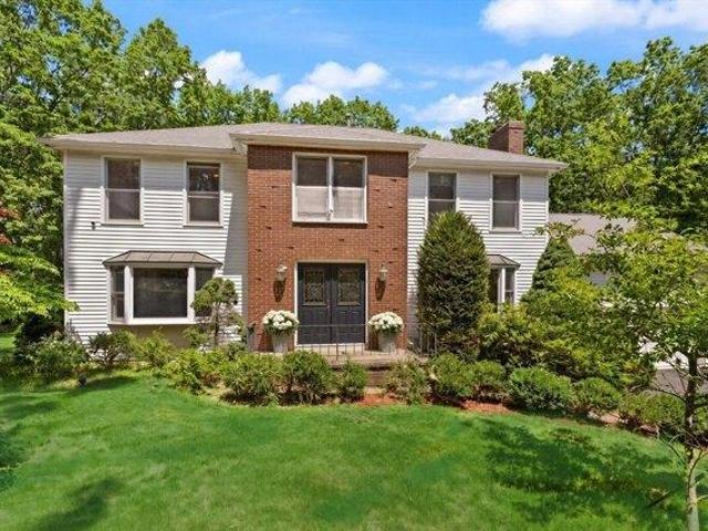 4 bedroom, Sharon MA 02067 104570432