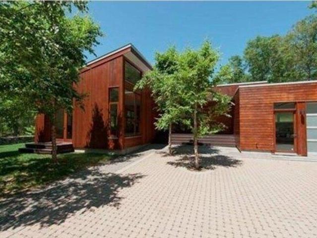 4 bedroom, Sharon MA 02067 104831904