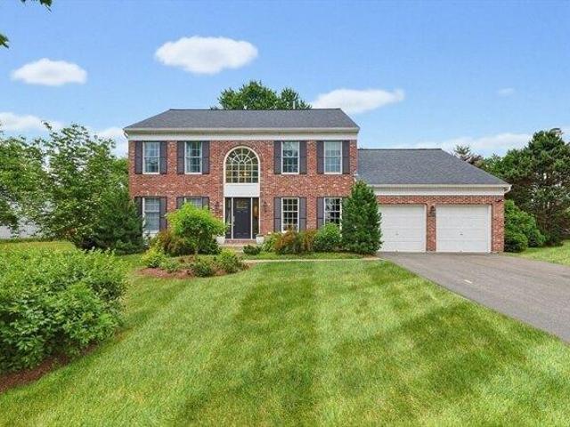 4 bedroom, Sharon MA 02067 104833544