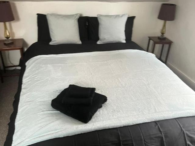 4 Bedroom Shared Living/roommate Manchester Manchester 90560827