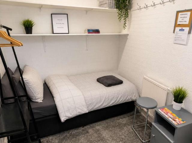 4 Bedroom Shared Living/roommate Nottingham Nottingham 103427825