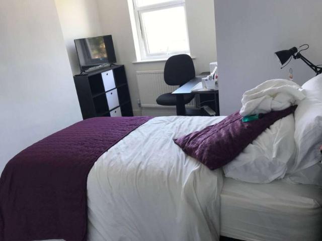 4 Bedroom Shared Living/roommate Nottingham Nottingham LS101821390