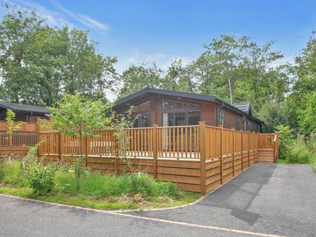 4 Bedroom Shared Living/roommate Brokerswood Holiday Park Brokerswood Holiday Park LS100057903