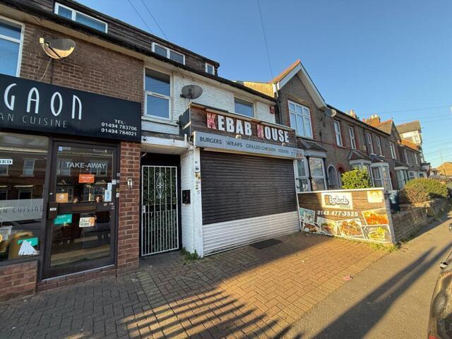 4 Bedroom Shared Living/roommate Chesham Buckinghamshire LS99736034